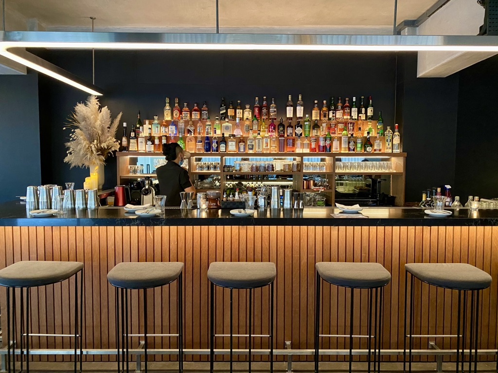 Lumo – Cosy Cocktail Bar at Boat Quay – Easily satisfied, Hard to please